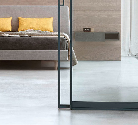 raumplus UK | Sliding Door with glass panels